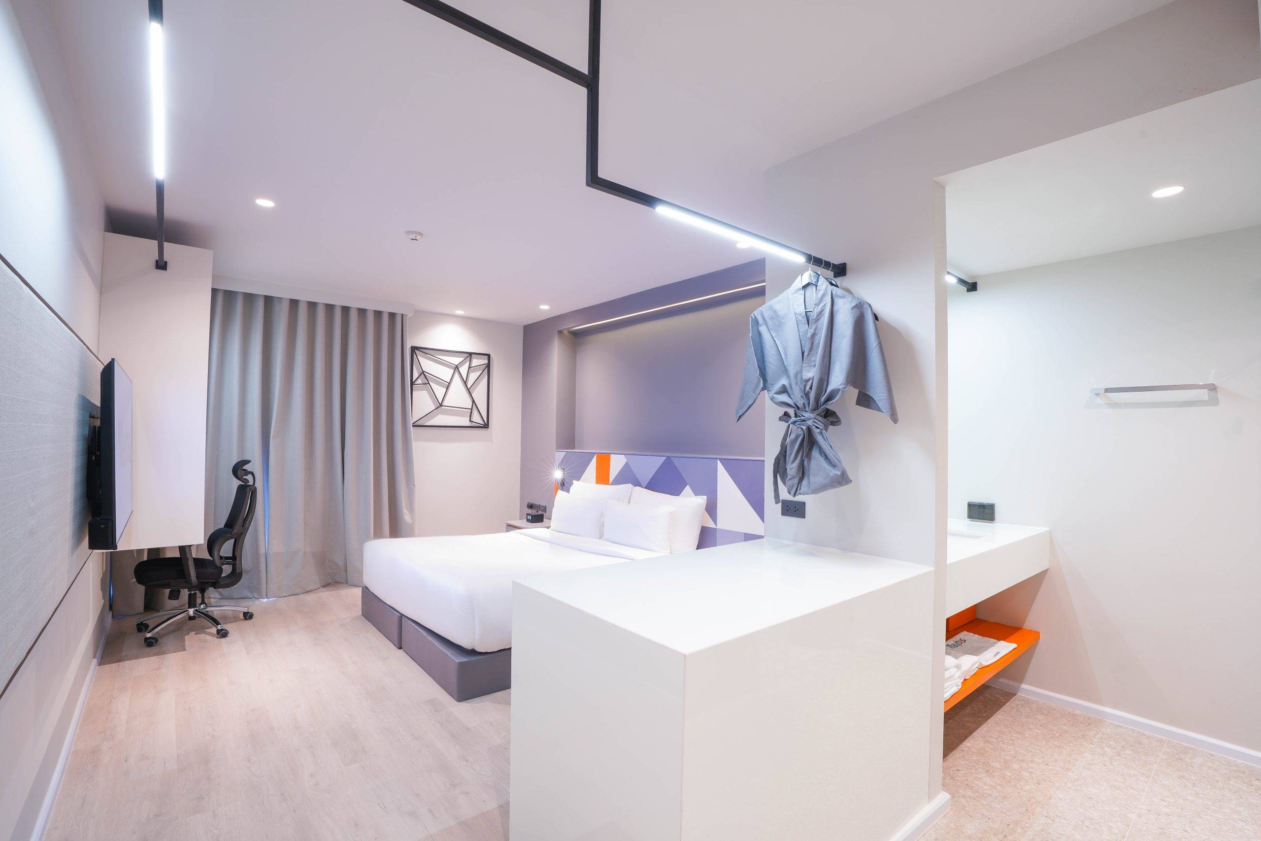 ห้องพัก Deluxe Plus โรงแรมสมุทรปราการ - Maybis Hotel