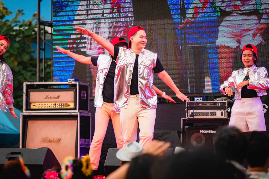 Maybis ร่วมฉลองครบรอบ 39 ปี สาดสุขสู่อนาคตที่สดใส - Maybis Hotel